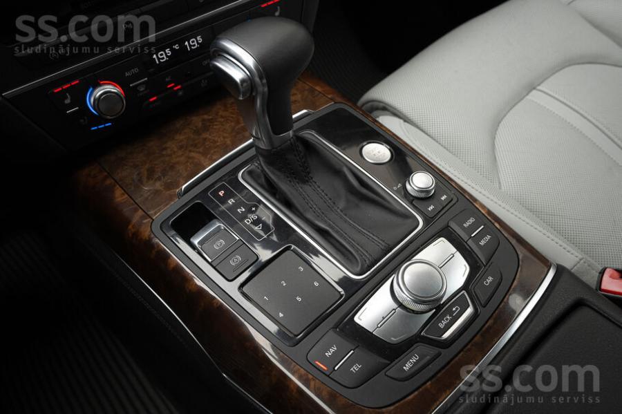 Pelēks Audi Allroad 2012 Jelgava, ar dzinēja tilpumu 3.00 L un nobraukumu 261 tūkst. km par 11790 €, foto 22 vietnē AUTOMOTO.COM.LV