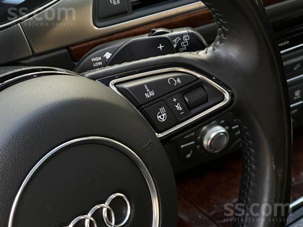 Grey Audi Allroad 2013 in Riga, with an engine capacity of 3.00 L and mileage of 317 thousand km for 9900 €, photo 8 on AUTOMOTO.COM.LV