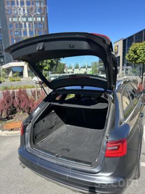 Pelēks Audi Allroad 2013 Rīga, ar dzinēja tilpumu 3.00 L un nobraukumu 302 tūkst. km par 14200 €, foto 6 vietnē AUTOMOTO.COM.LV