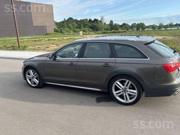 Grey Audi Allroad 2013 in Rezekne, with an engine capacity of 3.00 L and mileage of 234 thousand km for 14500 €, photo 8 on AUTOMOTO.COM.LV