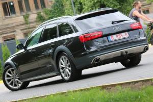 Grey Audi Allroad 2014 in Riga, with an engine capacity of 3.00 L and mileage of 299 thousand km for 10990 €, photo 5 on AUTOMOTO.COM.LV