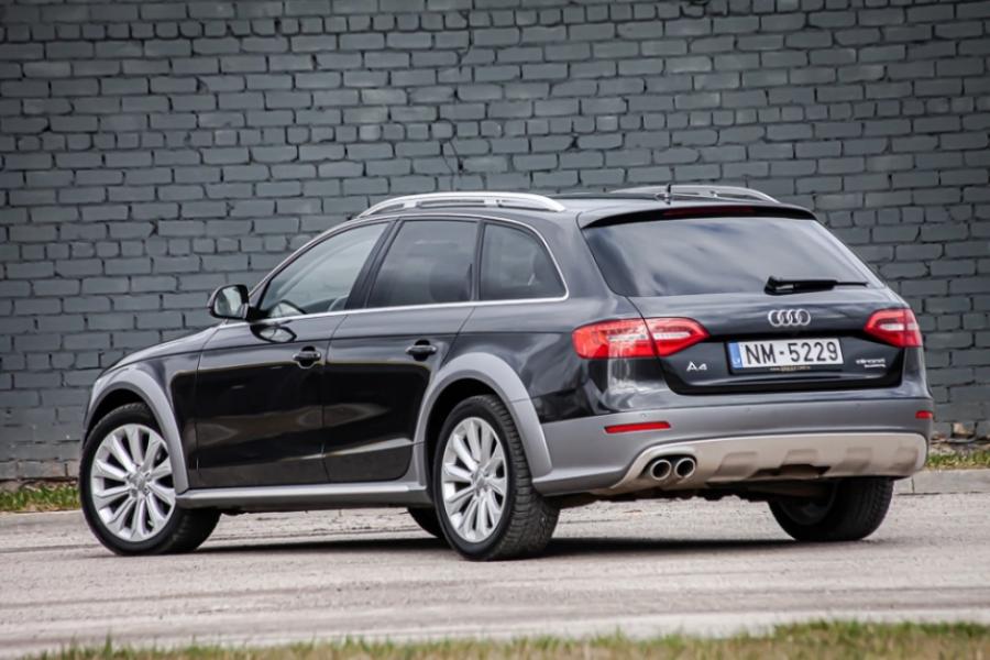 Grey Audi Allroad 2015 in Riga, with an engine capacity of 2.00 L and mileage of 239 thousand km for 14900 €, photo 3 on AUTOMOTO.COM.LV