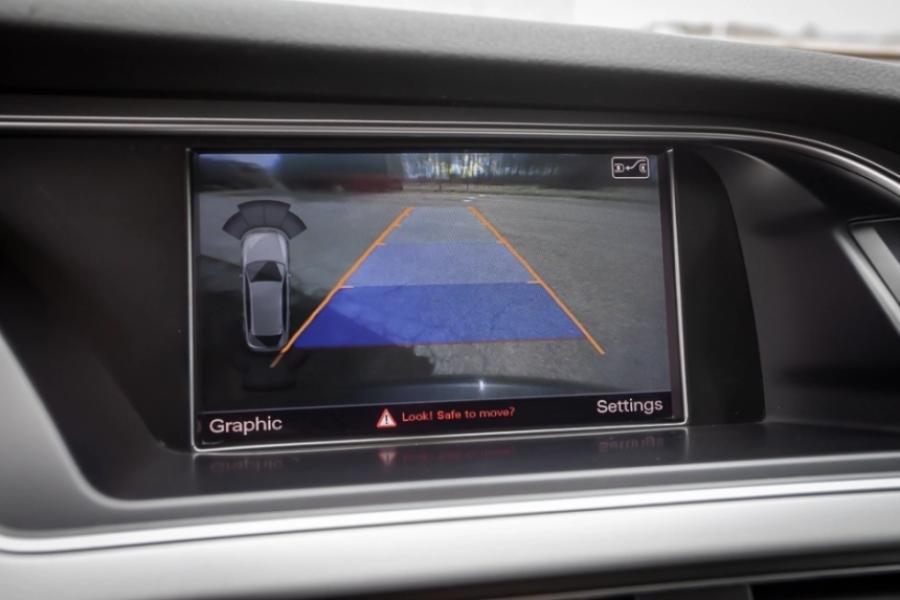 Grey Audi Allroad 2015 in Riga, with an engine capacity of 2.00 L and mileage of 239 thousand km for 14900 €, photo 15 on AUTOMOTO.COM.LV