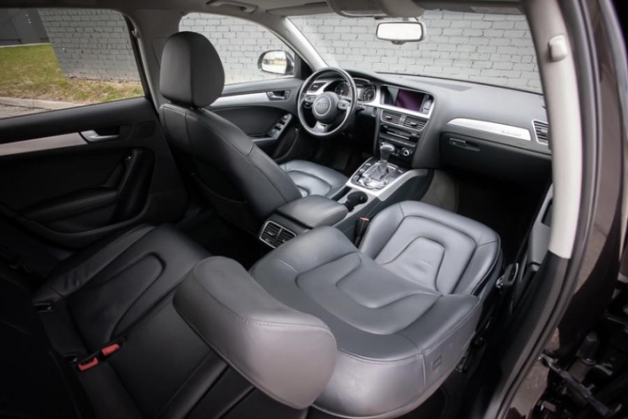 Grey Audi Allroad 2015 in Riga, with an engine capacity of 2.00 L and mileage of 239 thousand km for 14900 €, photo 25 on AUTOMOTO.COM.LV