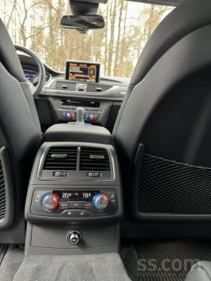 Pelēks Audi Allroad 2018 Jūrmala, ar dzinēja tilpumu 3.00 L un nobraukumu 294 tūkst. km par 16600 €, foto 13 vietnē AUTOMOTO.COM.LV
