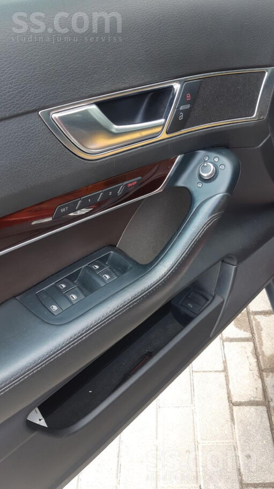 Sarkans Audi Allroad 2009 Dobele, ar dzinēja tilpumu 3.00 L un nobraukumu 0 tūkst. km par 5950 €, foto 14 vietnē AUTOMOTO.COM.LV