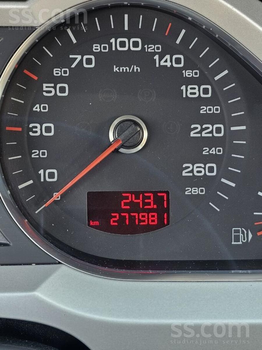 Audi Allroad 2010 Rīga, ar dzinēja tilpumu 2.70 L un nobraukumu 278 tūkst. km par 6100 €, foto 16 vietnē AUTOMOTO.COM.LV
