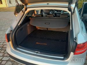 Audi Allroad 2011 in Ventspils, with an engine capacity of 3.00 L and mileage of 308 thousand km for 10750 €, photo 16 on AUTOMOTO.COM.LV