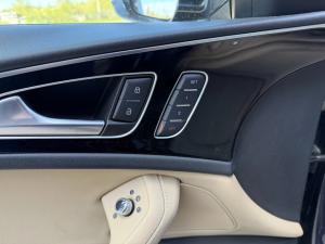 Audi Allroad 2013 in Riga, with an engine capacity of 3.00 L and mileage of 216 thousand km for 13500 €, photo 16 on AUTOMOTO.COM.LV