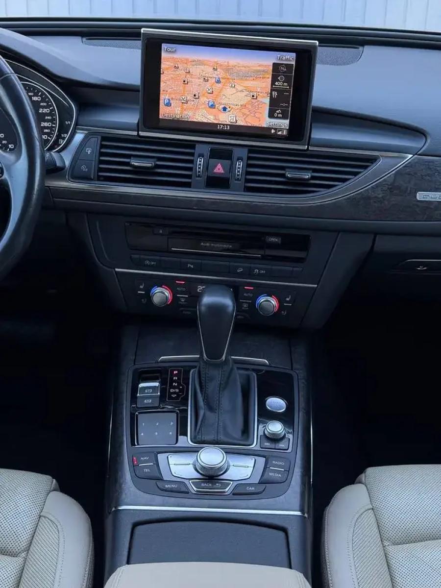 Audi Allroad 2018 Rīga, ar dzinēja tilpumu 3.00 L un nobraukumu 256 tūkst. km par 14000 €, foto 17 vietnē AUTOMOTO.COM.LV