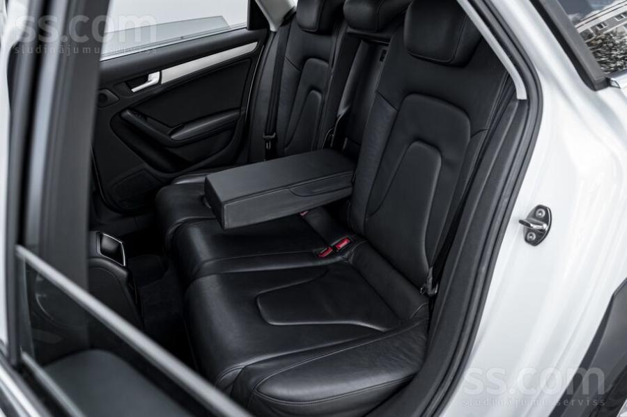 Balts Audi Allroad 2010 Rīga, ar dzinēja tilpumu 2.00 L un nobraukumu 197 tūkst. km par 10950 €, foto 13 vietnē AUTOMOTO.COM.LV