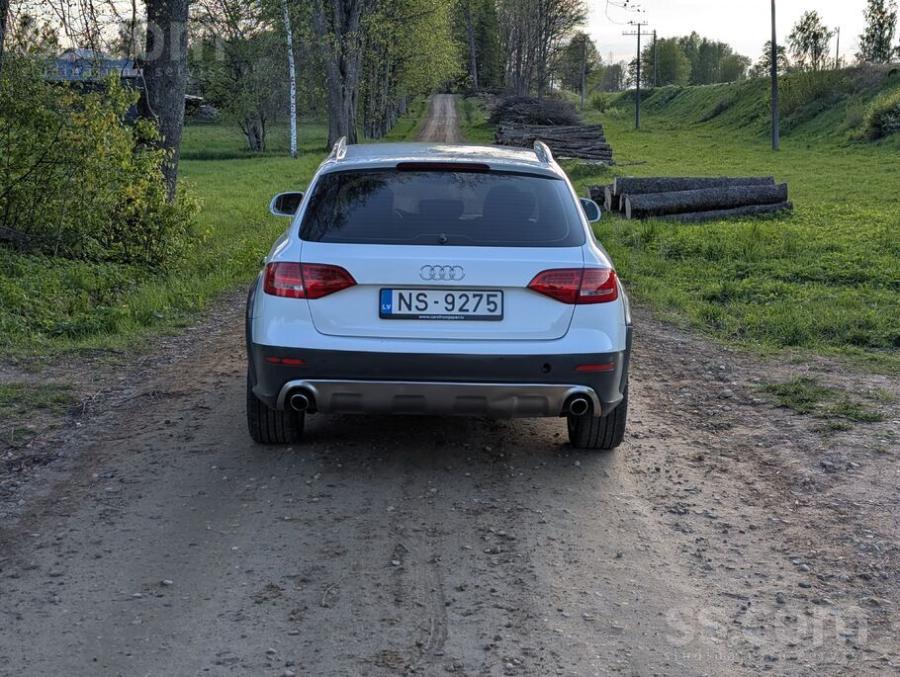 White Audi Allroad 2011 in Riga, with an engine capacity of 3.00 L and mileage of 370 thousand km for 7500 €, photo 6 on AUTOMOTO.COM.LV