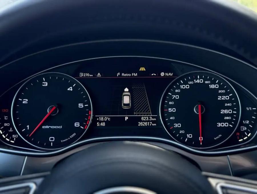Balts Audi Allroad 2012 Rēzekne, ar dzinēja tilpumu 3.00 L un nobraukumu 263 tūkst. km par 13990 €, foto 35 vietnē AUTOMOTO.COM.LV