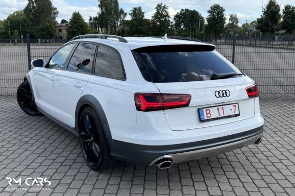 White Audi Allroad 2012 in Jelgava, with an engine capacity of 3.00 L and mileage of 185 thousand km for 14950 €, photo 2 on AUTOMOTO.COM.LV