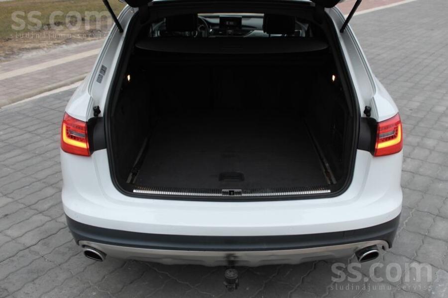 White Audi Allroad 2013 in Jelgava, with an engine capacity of 3.00 L and mileage of 285 thousand km for 12500 €, photo 9 on AUTOMOTO.COM.LV