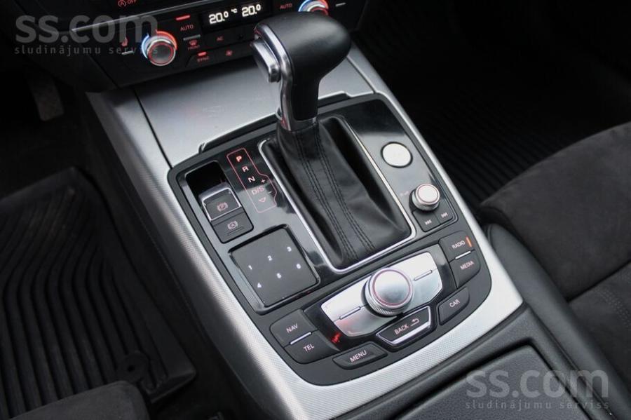 White Audi Allroad 2013 in Jelgava, with an engine capacity of 3.00 L and mileage of 285 thousand km for 12500 €, photo 32 on AUTOMOTO.COM.LV