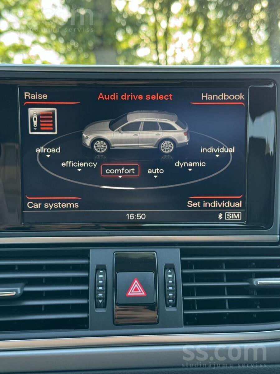 White Audi Allroad 2013 in Riga, with an engine capacity of 3.00 L and mileage of 0 thousand km for 11500 €, photo 12 on AUTOMOTO.COM.LV