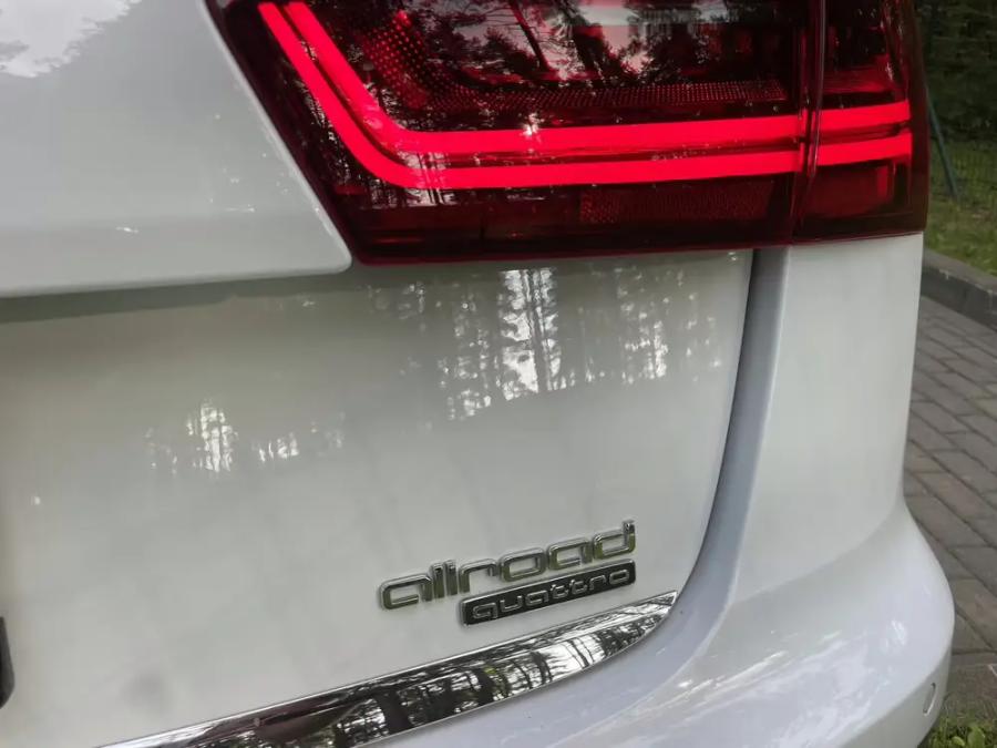 White Audi Allroad 2016 in Riga, with an engine capacity of 3.00 L and mileage of 235 thousand km for 10000 €, photo 22 on AUTOMOTO.COM.LV