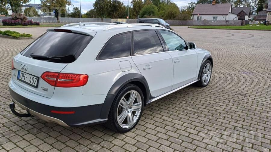 White Audi Allroad 2016 in Dobele, with an engine capacity of 3.00 L and mileage of 275 thousand km for 11790 €, photo 7 on AUTOMOTO.COM.LV