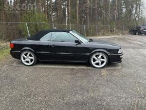Black Audi Cabriolet 1992 in Riga, with an engine capacity of 2.30 L and mileage of 155 thousand km for 5000 €, photo 6 on AUTOMOTO.COM.LV