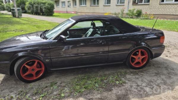 Black Audi Cabriolet 1992 in Bauska, with an engine capacity of 2.30 L and mileage of 270 thousand km for 4000 €, photo 5 on AUTOMOTO.COM.LV