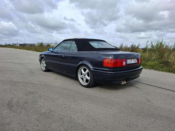 Черный Ауди Cabriolet 1996 в Клайпеда, объемом двигателя 2.60 л и пробегом 286 тыс. км за 3700 €, фото 3 на AUTOMOTO.COM.LV
