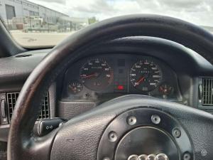 Melns Audi Cabriolet 1996 Klaipėda, ar dzinēja tilpumu 2.60 L un nobraukumu 286 tūkst. km par 3700 €, foto 14 vietnē AUTOMOTO.COM.LV