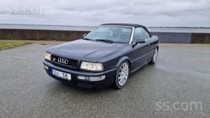 Melns Audi Cabriolet 1998 Rīga, ar dzinēja tilpumu 2.60 L un nobraukumu 270 tūkst. km par 4900 €, foto  vietnē AUTOMOTO.COM.LV
