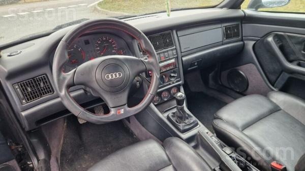Black Audi Cabriolet 1998 in Riga, with an engine capacity of 2.60 L and mileage of 270 thousand km for 4900 €, photo 5 on AUTOMOTO.COM.LV