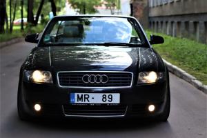 Black Audi Cabriolet 2002 in Riga, with an engine capacity of 2.40 L and mileage of 91 thousand km for 5490 €, photo 4 on AUTOMOTO.COM.LV