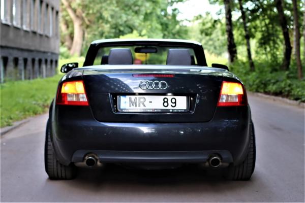 Black Audi Cabriolet 2002 in Riga, with an engine capacity of 2.40 L and mileage of 91 thousand km for 5490 €, photo 6 on AUTOMOTO.COM.LV