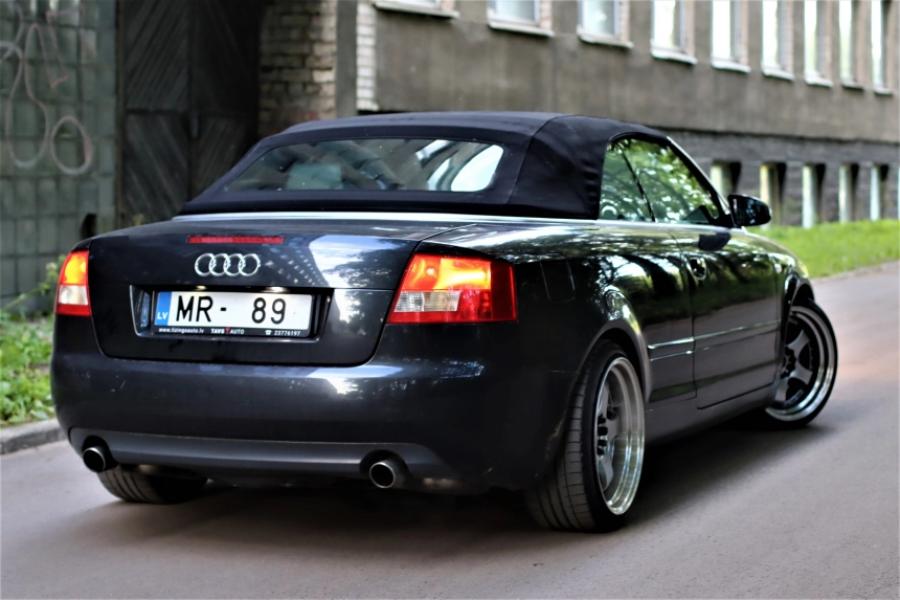 Black Audi Cabriolet 2002 in Riga, with an engine capacity of 2.40 L and mileage of 91 thousand km for 5490 €, photo 14 on AUTOMOTO.COM.LV