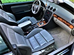 Black Audi Cabriolet 2002 in Riga, with an engine capacity of 2.40 L and mileage of 91 thousand km for 5490 €, photo 16 on AUTOMOTO.COM.LV