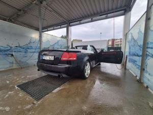Black Audi Cabriolet 2002 in Prienai, with an engine capacity of 2.50 L and mileage of 418 thousand km for 2000 €, photo 8 on AUTOMOTO.COM.LV