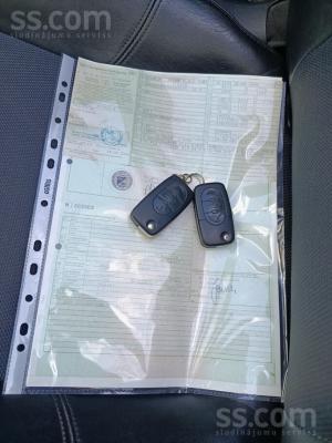 Melns Audi Cabriolet 2004 Jēkabpils, ar dzinēja tilpumu 2.50 L un nobraukumu 306 tūkst. km par 3750 €, foto 18 vietnē AUTOMOTO.COM.LV