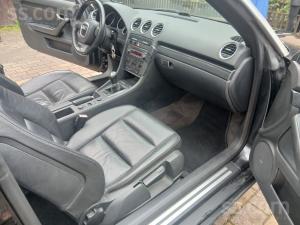 Black Audi Cabriolet 2004 in Ogre, with an engine capacity of 2.50 L and mileage of 253 thousand km for 3200 €, photo 8 on AUTOMOTO.COM.LV