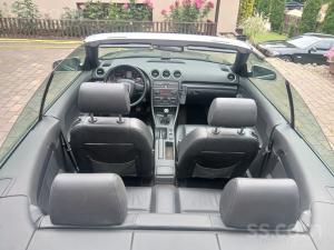 Black Audi Cabriolet 2004 in Ogre, with an engine capacity of 2.50 L and mileage of 253 thousand km for 3200 €, photo 10 on AUTOMOTO.COM.LV