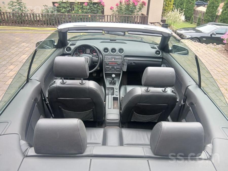 Black Audi Cabriolet 2004 in Ogre, with an engine capacity of 2.50 L and mileage of 253 thousand km for 3200 €, photo 10 on AUTOMOTO.COM.LV