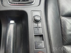 Black Audi Cabriolet 2004 in Ogre, with an engine capacity of 2.50 L and mileage of 253 thousand km for 3200 €, photo 11 on AUTOMOTO.COM.LV