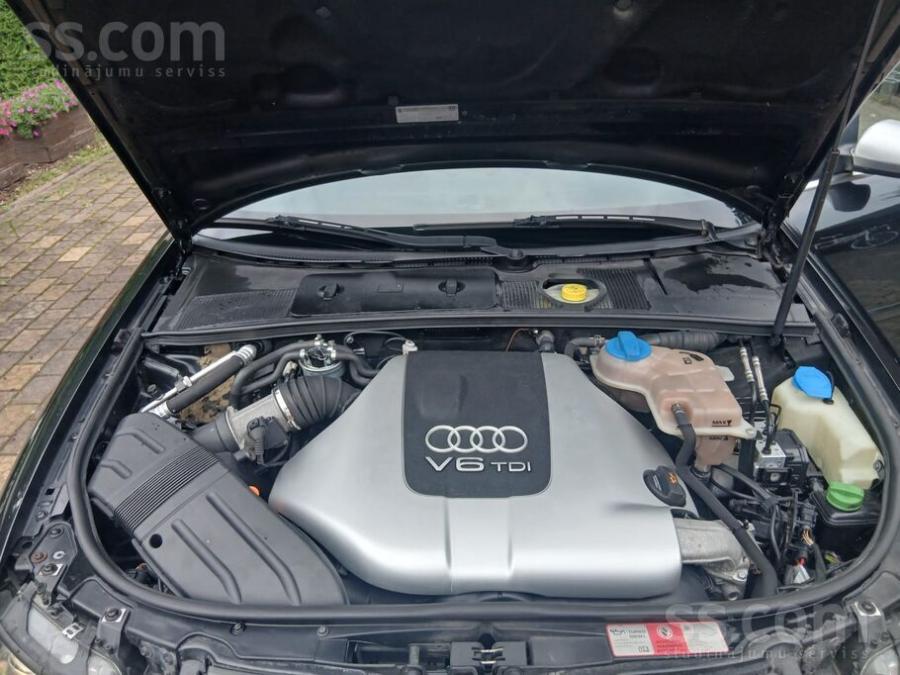 Black Audi Cabriolet 2004 in Ogre, with an engine capacity of 2.50 L and mileage of 253 thousand km for 3200 €, photo 14 on AUTOMOTO.COM.LV