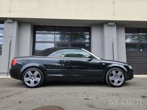 Black Audi Cabriolet 2005 in Jelgava, with an engine capacity of 2.50 L and mileage of 322 thousand km for 3495 €, photo 5 on AUTOMOTO.COM.LV