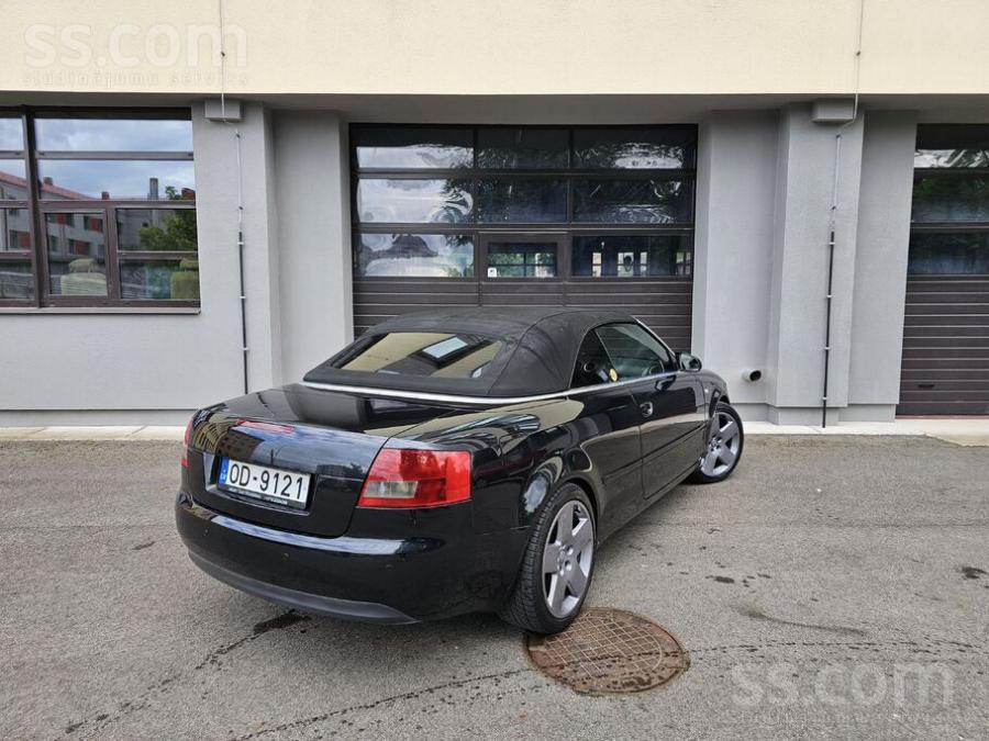 Black Audi Cabriolet 2005 in Jelgava, with an engine capacity of 2.50 L and mileage of 322 thousand km for 3495 €, photo 9 on AUTOMOTO.COM.LV