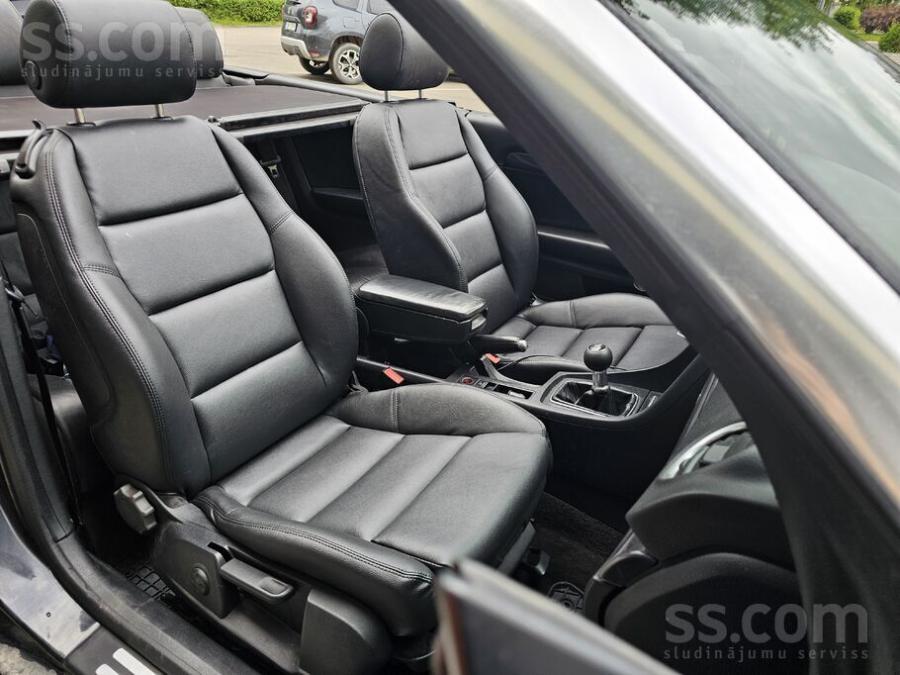 Black Audi Cabriolet 2005 in Jelgava, with an engine capacity of 2.50 L and mileage of 322 thousand km for 3495 €, photo 14 on AUTOMOTO.COM.LV