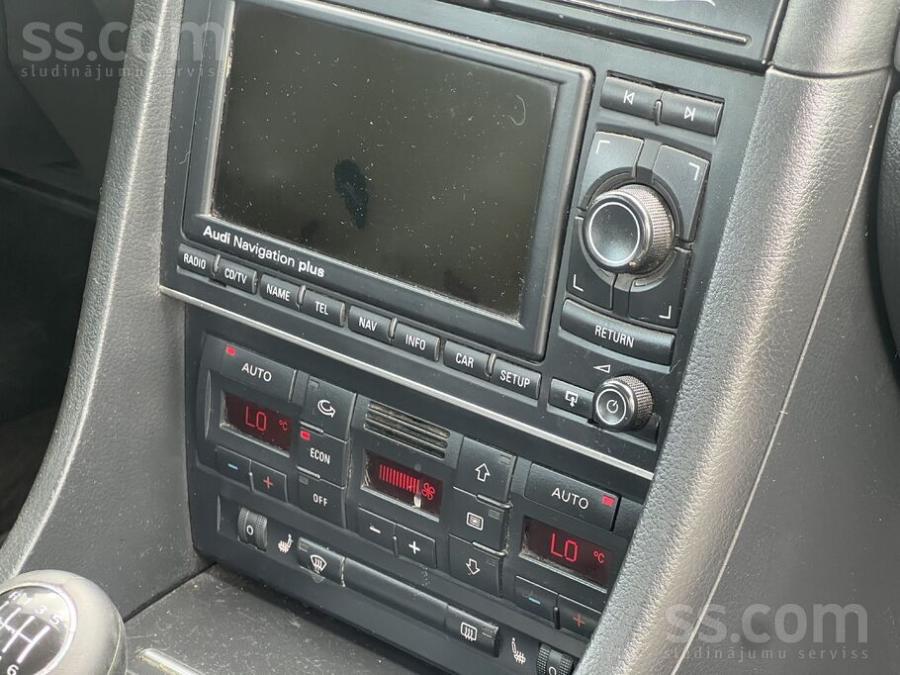 Melns Audi Cabriolet 2005 Rēzekne, ar dzinēja tilpumu 2.50 L un nobraukumu 283 tūkst. km par 1750 €, foto 9 vietnē AUTOMOTO.COM.LV