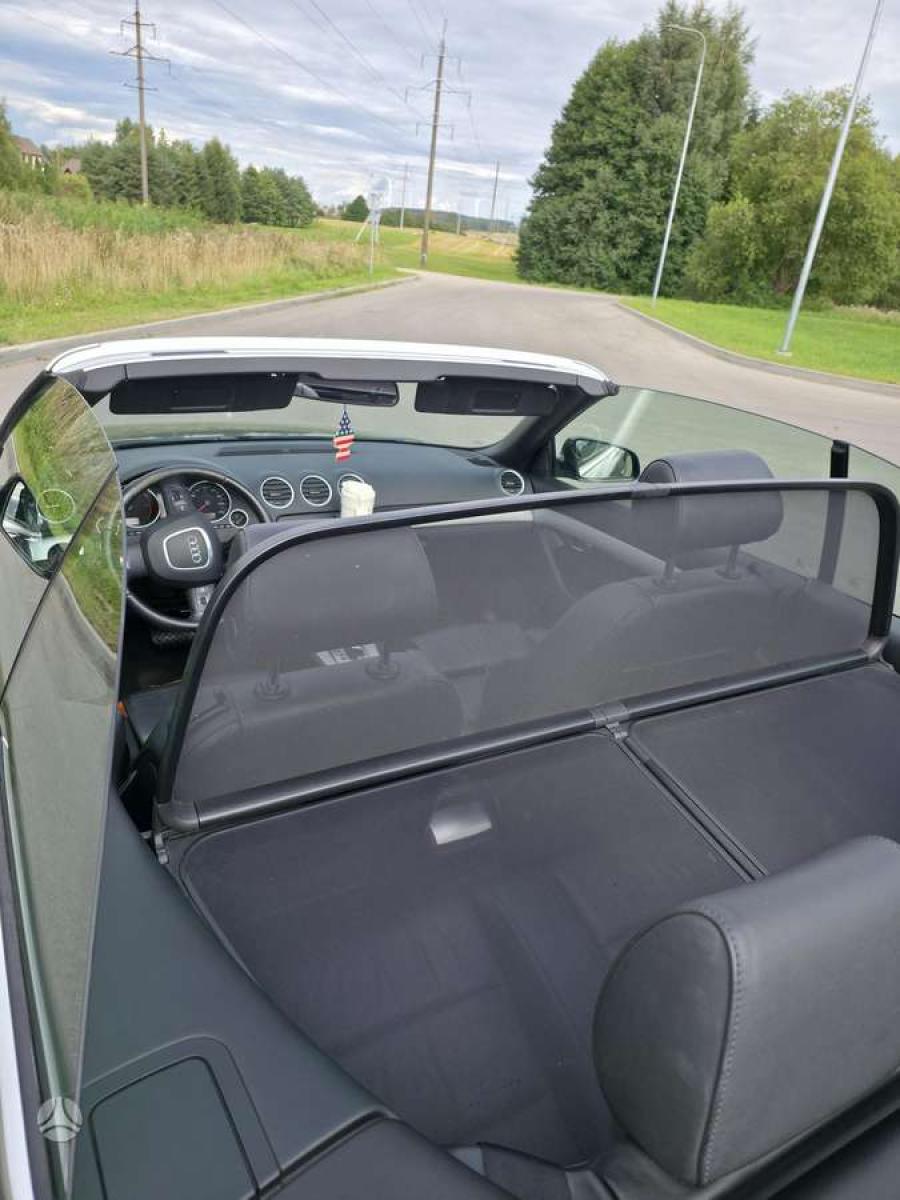 Melns Audi Cabriolet 2008 Klaipėda, ar dzinēja tilpumu 0.00 L un nobraukumu 270 tūkst. km par 5999 €, foto 7 vietnē AUTOMOTO.COM.LV