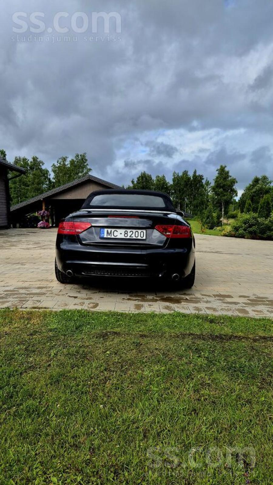 Black Audi Cabriolet 2010 in Cesis, with an engine capacity of 3.00 L and mileage of 288 thousand km for 6969 €, photo 4 on AUTOMOTO.COM.LV