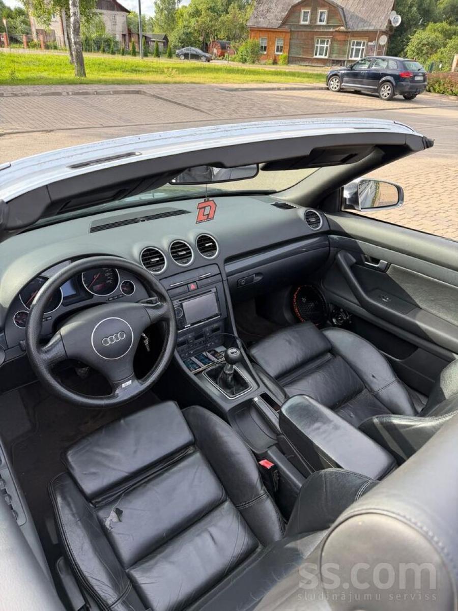 Black Audi Cabriolet 2003 in Rezekne, with an engine capacity of 2.50 L and mileage of 250 thousand km for 4250 €, photo 3 on AUTOMOTO.COM.LV