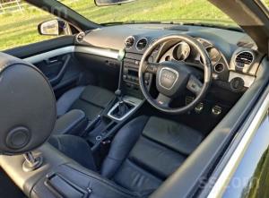 Black Audi Cabriolet 2008 in Bauska, with an engine capacity of 2.00 L and mileage of 300 thousand km for 3200 €, photo 8 on AUTOMOTO.COM.LV