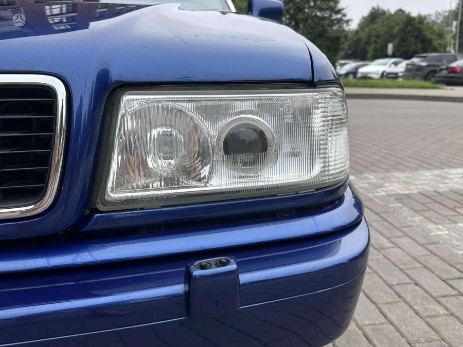 Zils Audi Cabriolet 1994 Viļņa, ar dzinēja tilpumu 2.77 L un nobraukumu 153 tūkst. km par 5800 €, foto 4 vietnē AUTOMOTO.COM.LV