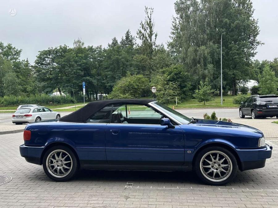 Zils Audi Cabriolet 1994 Viļņa, ar dzinēja tilpumu 2.77 L un nobraukumu 153 tūkst. km par 5800 €, foto 6 vietnē AUTOMOTO.COM.LV